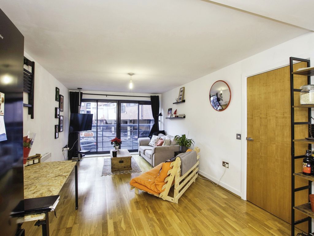 2 bed flat for sale in 1 Warwick Street, Birmingham B12, £175,000 - Zoopla