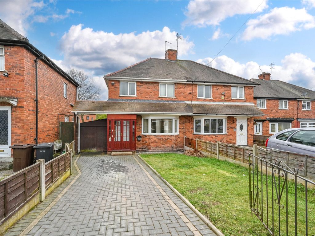 3 Bed Semi Detached House For Sale In Hawksford Crescent Bushbury