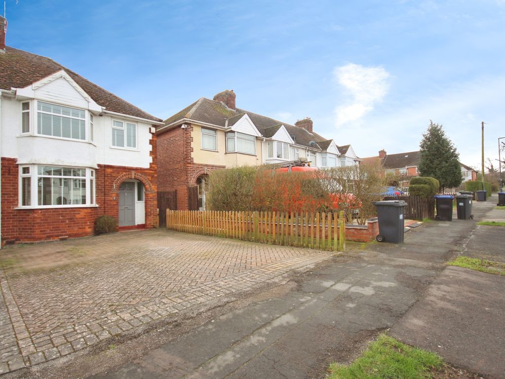 3 Bed End Terrace House For Sale In Gresham Avenue Leamington Spa