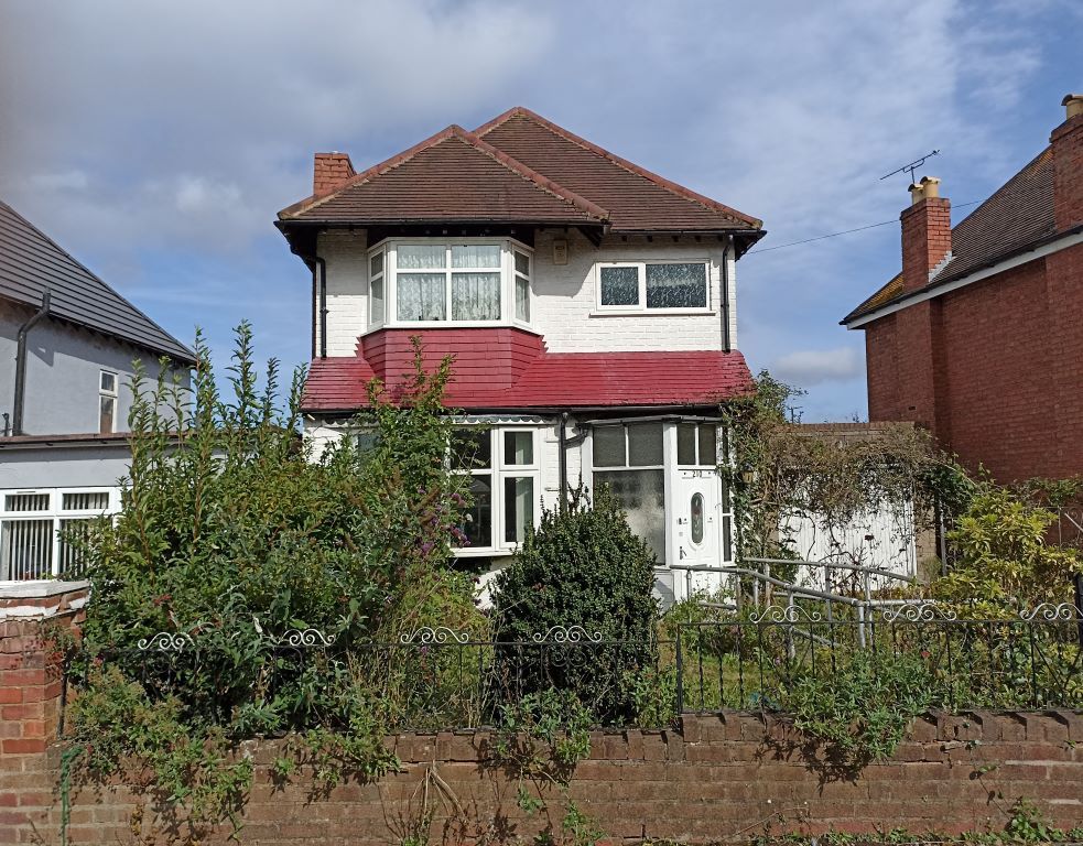 3 bed detached house for sale in 210 Warstock Lane, Birmingham B14, £ ...