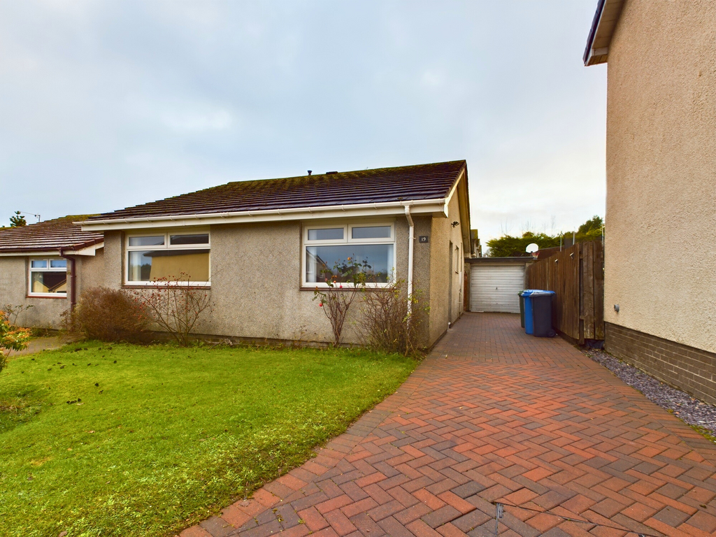 2 bed bungalow for sale in 19 Braid Green, Livingston EH54, £219,995 ...