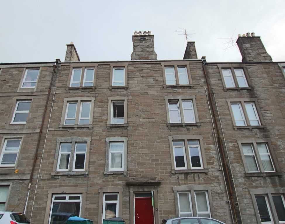 1 bed flat to rent in Morgan Street, Stobswell, Dundee DD4, £585 pcm ...