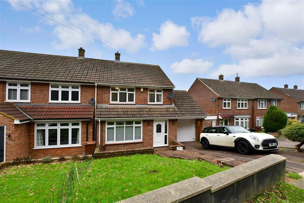 3 Bed Semi Detached House For Sale In Lords Wood Lane Lords Wood