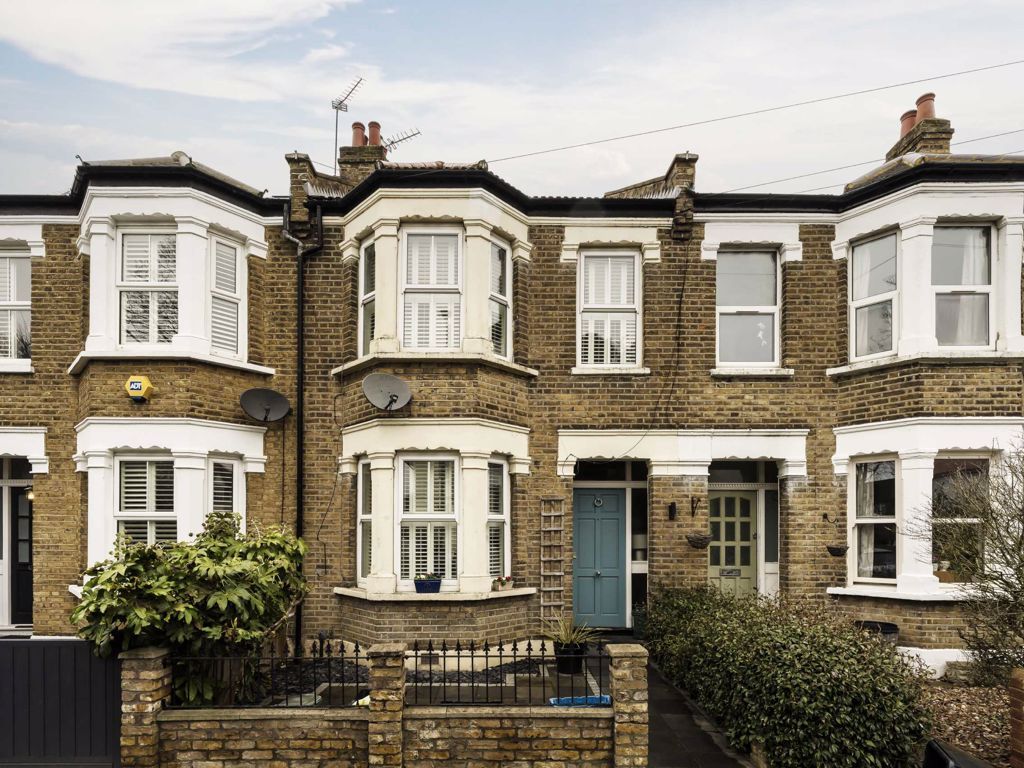 3 Bed Terraced House For Sale In Nelson Road Whitton Twickenham Tw2