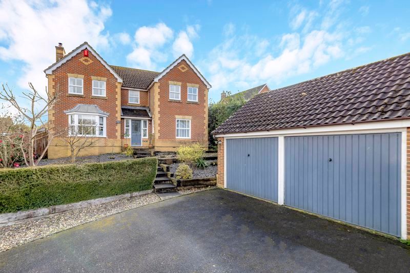 4 Bed Detached House For Sale In New Barn Lane Ridgewood Uckfield