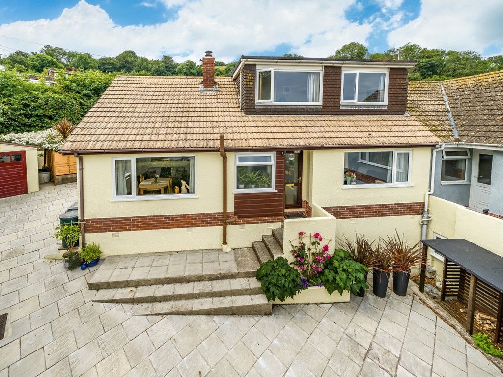 3 bed bungalow for sale in Southdown Avenue, Brixham, Devon TQ5, £ ...