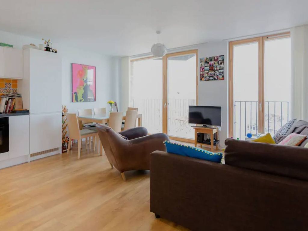 1 bed flat to rent in Lockton Street, Holland Park, London W10, £3,000 ...