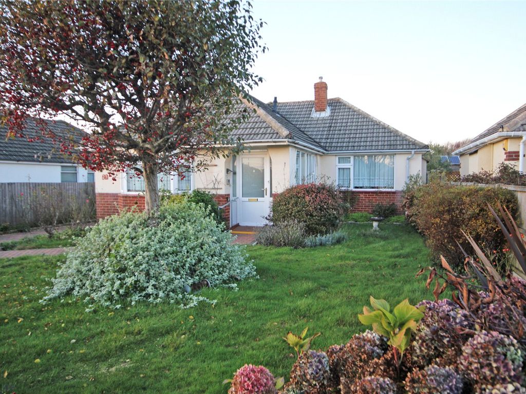 2 Bed Bungalow For Sale In Chiltern Drive Barton On Sea New Milton