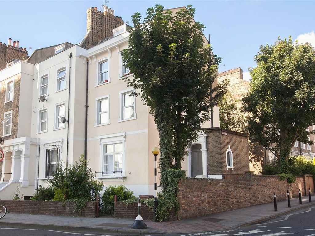 2 bed flat for sale in Rectory Road, Stoke Newington N16, £525,000 - Zoopla