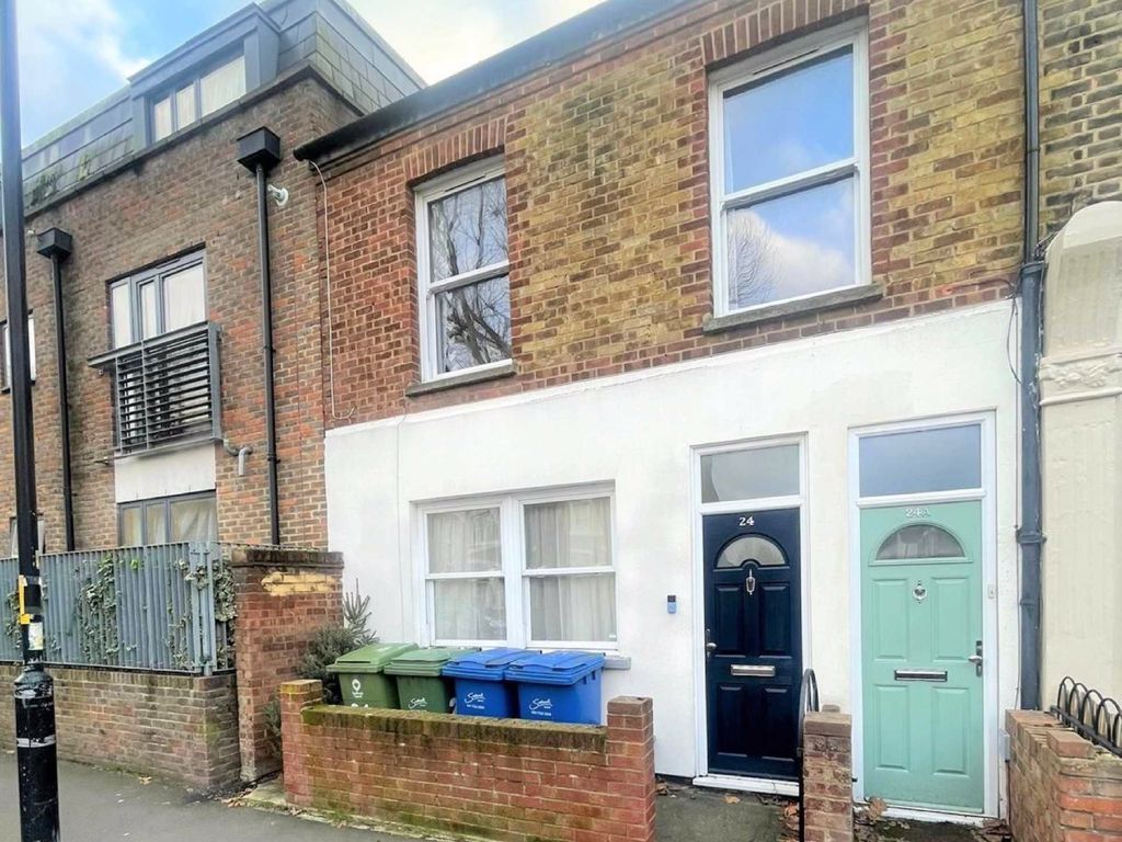 1 bed maisonette to rent in Inverton Road, London SE15 - Zoopla