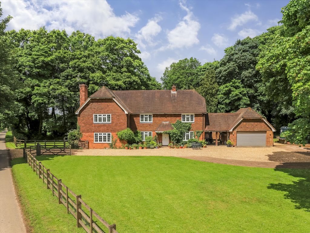 4 bed detached house for sale in Amport, Andover, Test Valley SP11, £ ...