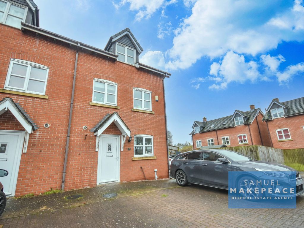 3 Bed Semi Detached House To Rent In Waters Edge Close Knutton