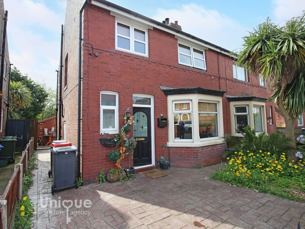 3 Bed Semi Detached House For Sale In Warren Avenue South Fleetwood