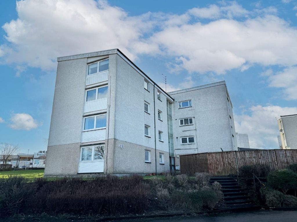 2 bed flat for sale in Thorndyke, Calderwood, East Kilbride G74, £ ...