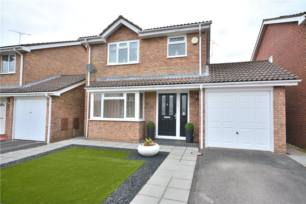 3 Bed Detached House For Sale In Beedon Drive Bracknell Berkshire