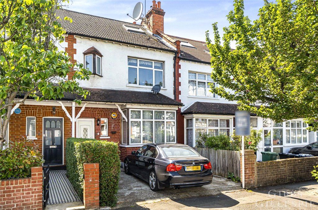 4 bed terraced house for sale in Curzon Road, London W5 - Zoopla