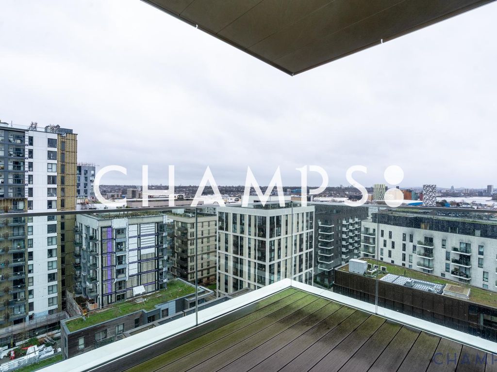 2 bed flat to rent in 1 Pilot Walk, London SE10 - Zoopla