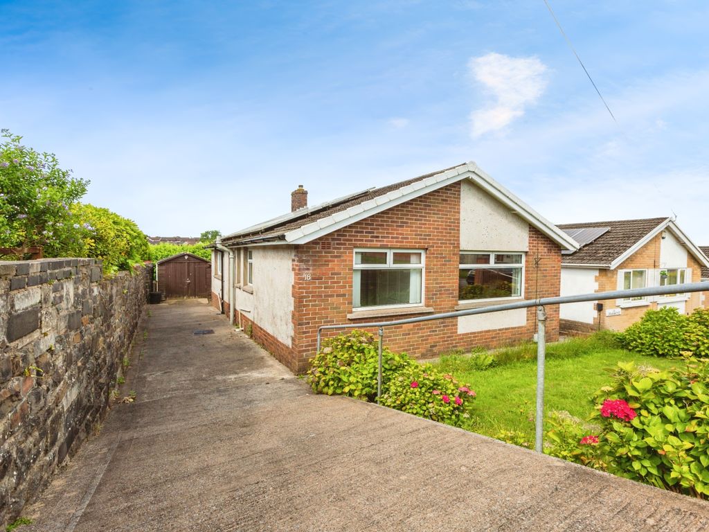 3 bed bungalow for sale in Maes Yr Haf, Llansamlet, Abertawe, Maes Yr ...