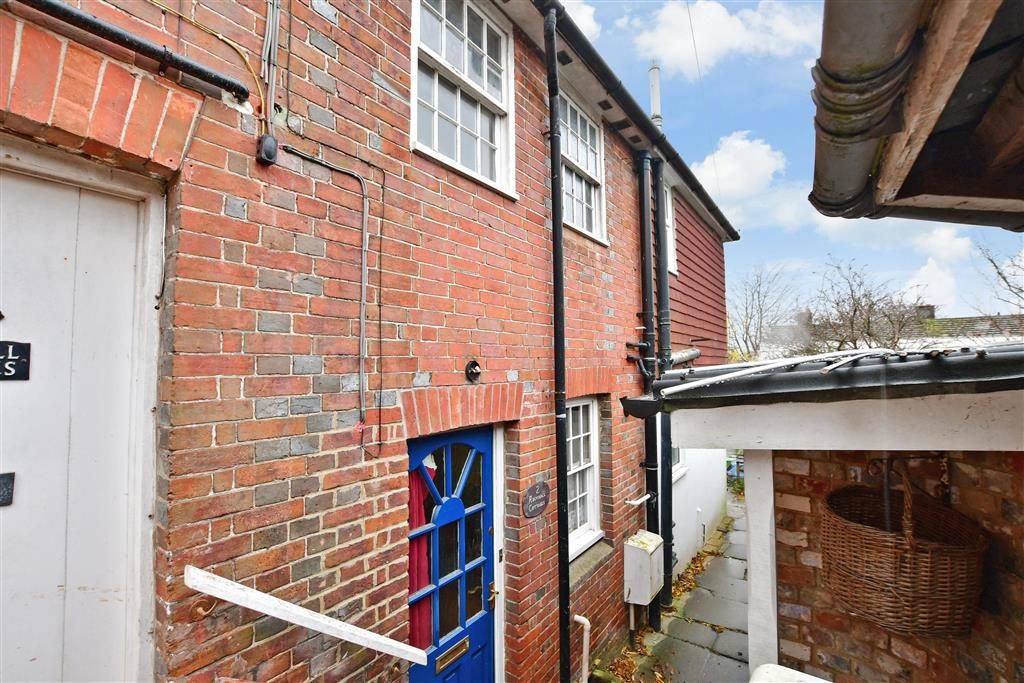 2 Bed Terraced House For Sale In High Street Uckfield East Sussex