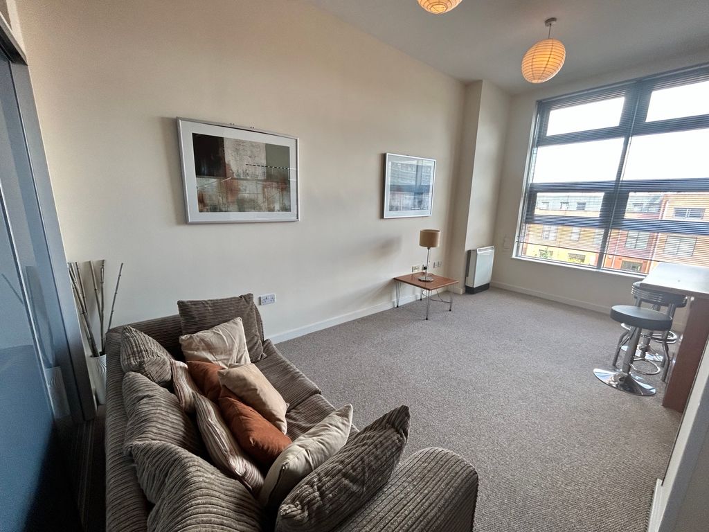 1 bed flat to rent in Branston Street, Hockley, Birmingham B18, £725 ...
