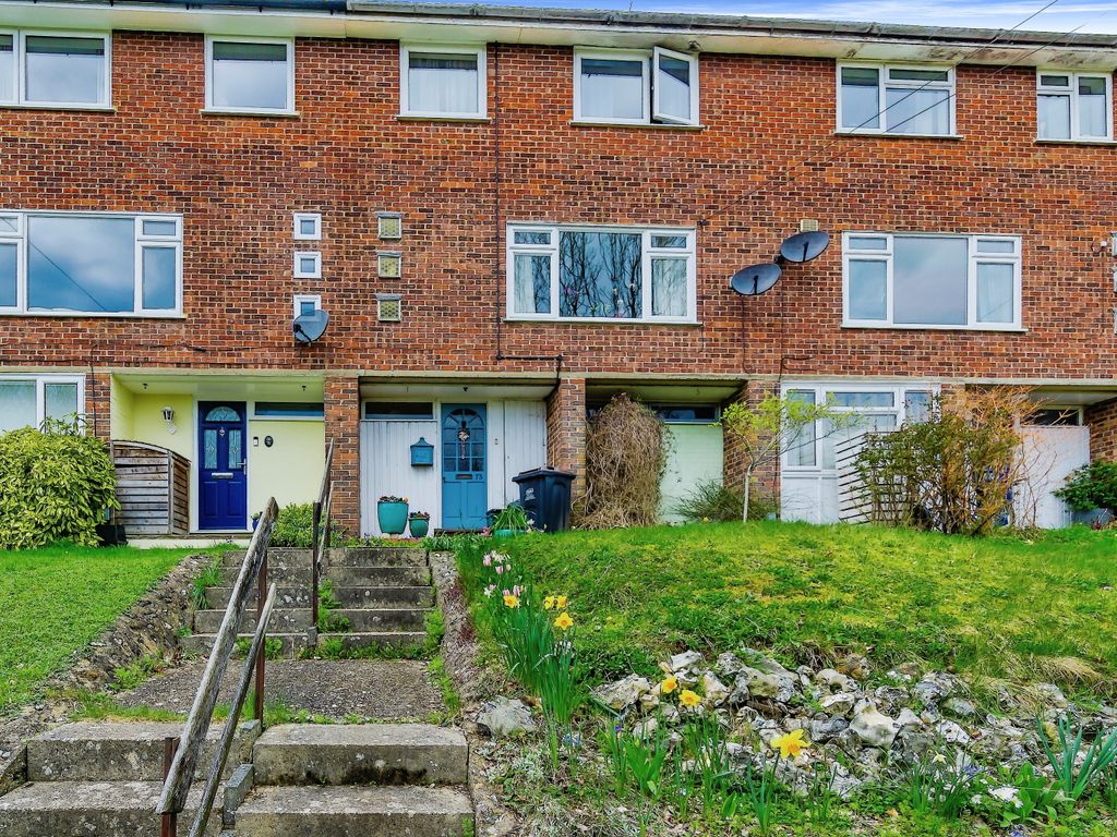 4 bed end terrace house for sale in Hillingdale, Biggin Hill, Westerham ...