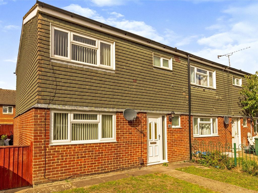 3 bed end terrace house for sale in Leach Road, Bicester, Oxfordshire ...