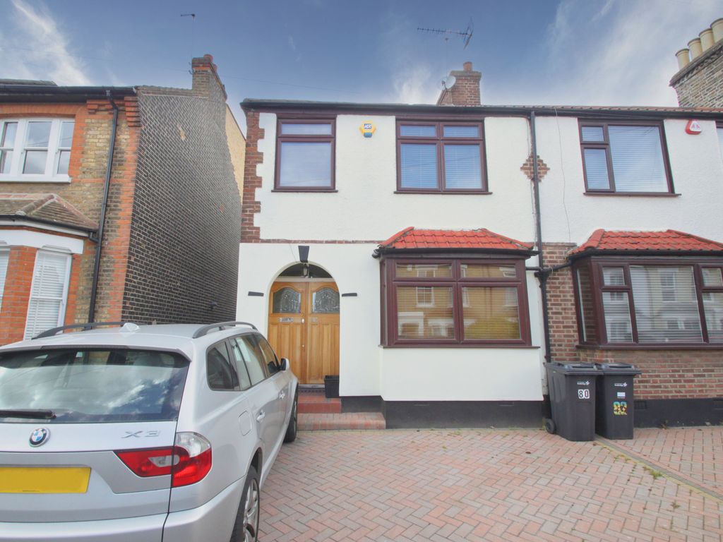 3 Bed Semi Detached House For Sale In Prospect Road Woodford Green Ig8