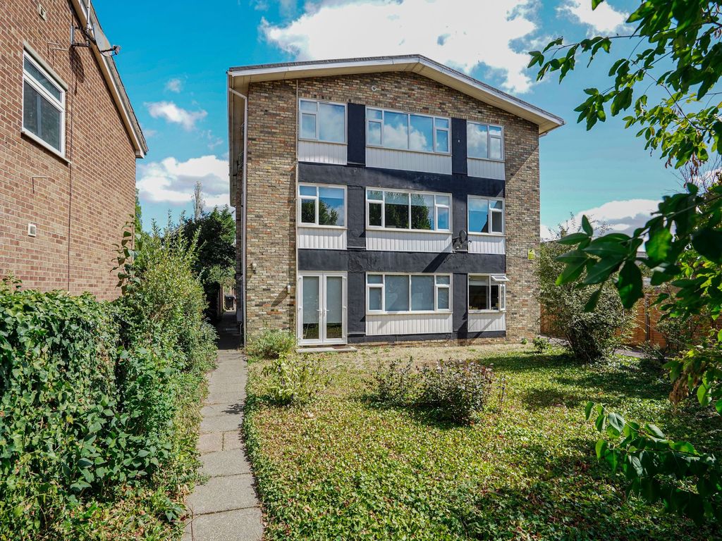 2 bed flat for sale in Union Lane, Cambridge CB4 - Zoopla