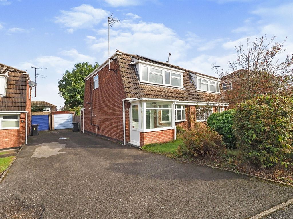 3 Bed Semi Detached House For Sale In Ferrers Close Castle Donington