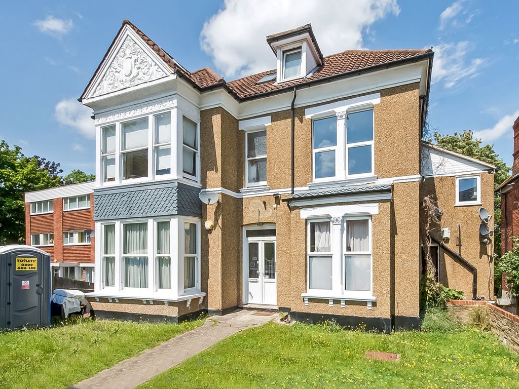 2 bed flat for sale in Sylvan Road, London SE19 - Zoopla