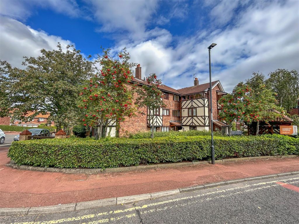 2 Bed Flat For Sale In Kirkwood Drive Kenton Newcastle Upon Tyne Ne3