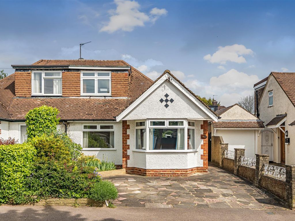 3 Bed Semi Detached House For Sale In Sherborne Way Croxley Green