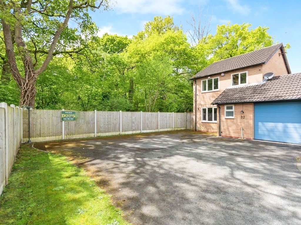 3 Bed Link Detached House For Sale In Maywell Drive Solihull West