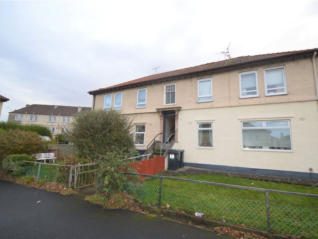 2 bed flat to rent in Lochend Gardens, Edinburgh EH7, £1,165 pcm - Zoopla