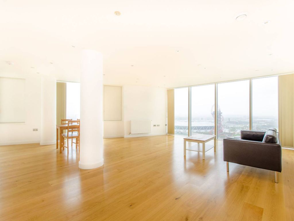 2 bed flat to rent in High Street, Stratford, London E15, £2,500 pcm ...