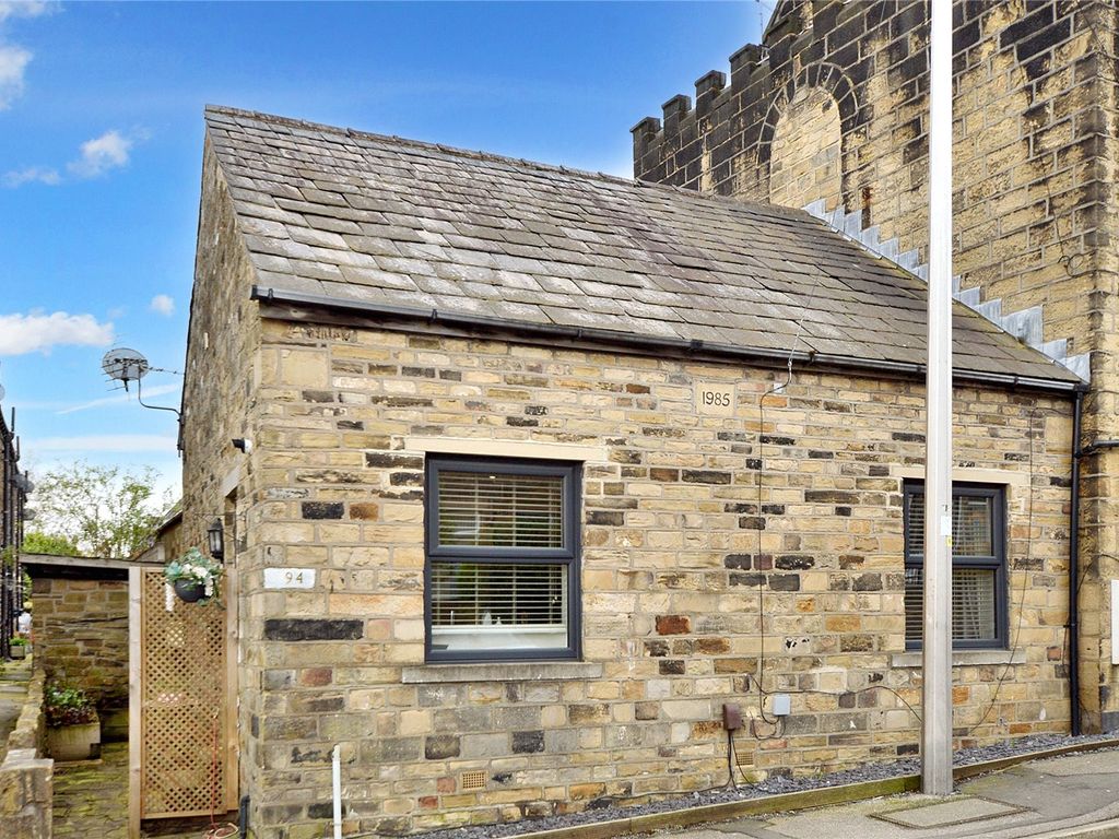 2 Bed Terraced House For Sale In The Dolly House Old Road Farsley