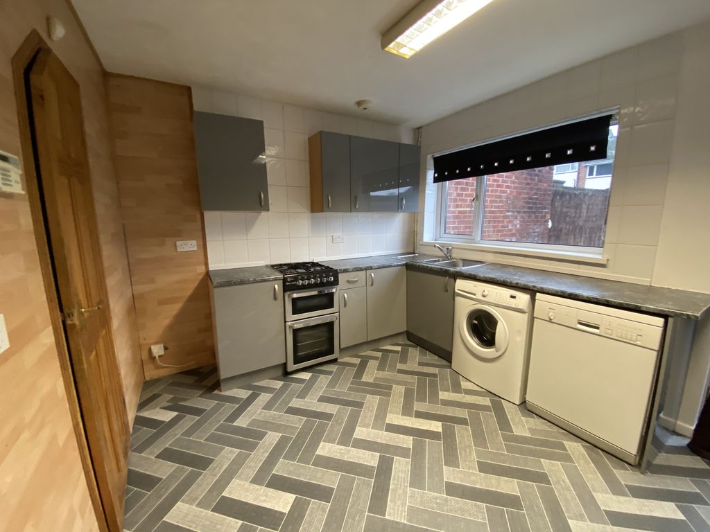 3 bed property to rent in The Hawthorns, Pentwyn, Cardiff CF23, £1,100 ...