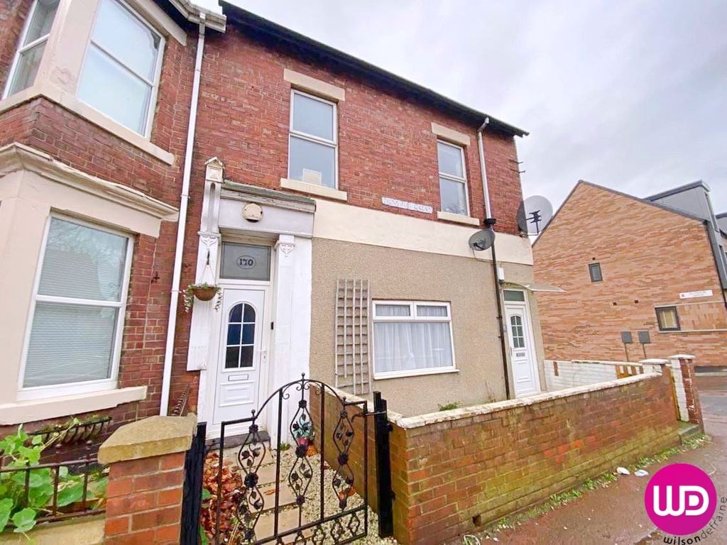 3 bed maisonette for sale in Rawling Road, Bensham, Gateshead NE8 - Zoopla