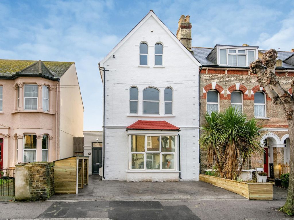 2 bed flat to rent in Birchanger Road, London SE25 - Zoopla