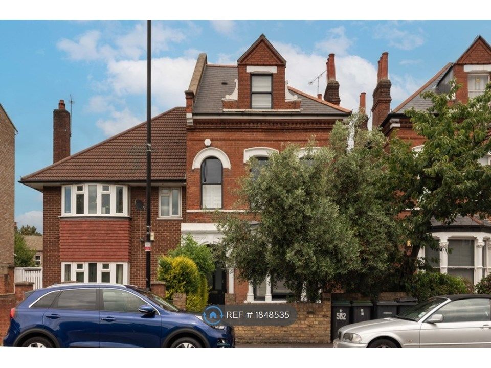 2 bed flat to rent in Lordship Lane Ground Floor, London N22, £2,100 ...