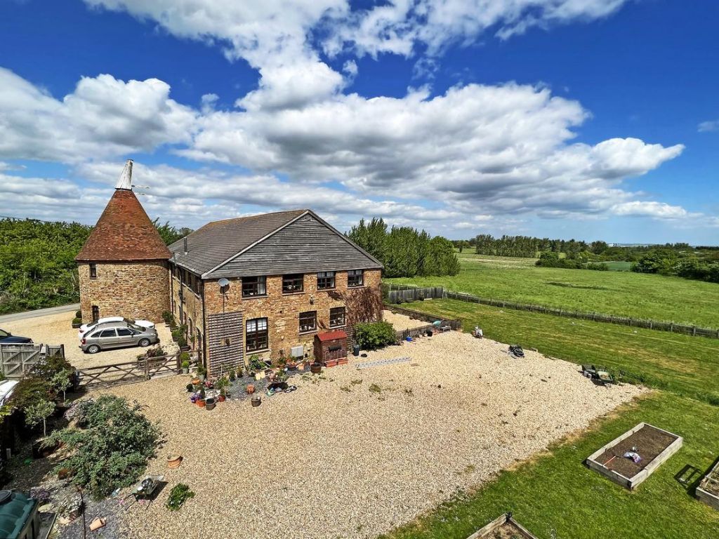 Farm for sale in Laddingford, Maidstone ME18 - Zoopla