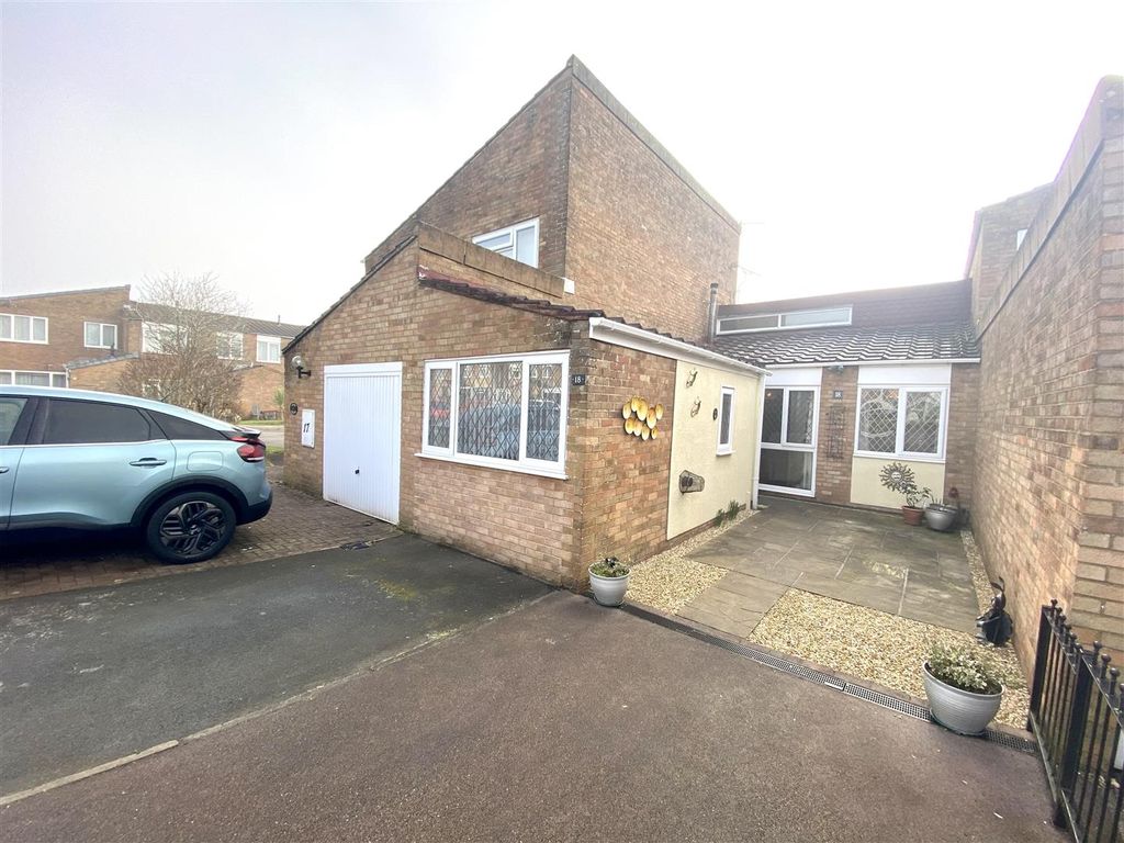 2 bed terraced house for sale in Oak Close, Bulwark, Chepstow NP16 - Zoopla