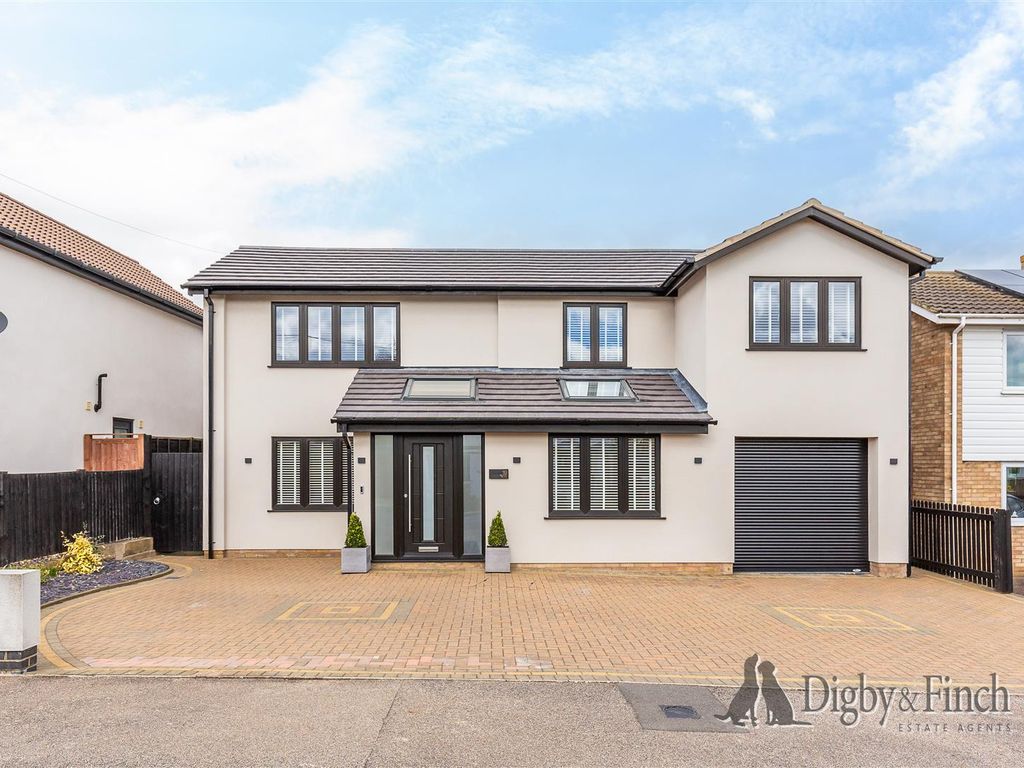 4 bed property for sale in Stirling Road, Stamford PE9, £895,000 - Zoopla