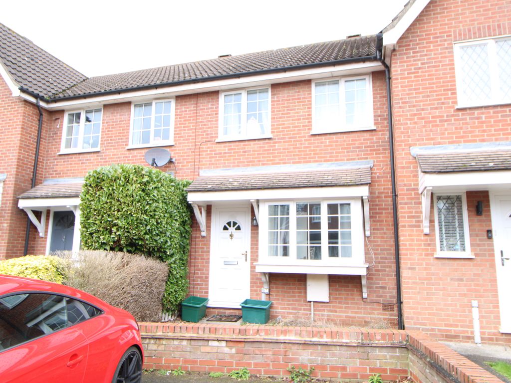 2 Bed Terraced House To Rent In Hunters Ridge Highwoods Colchester