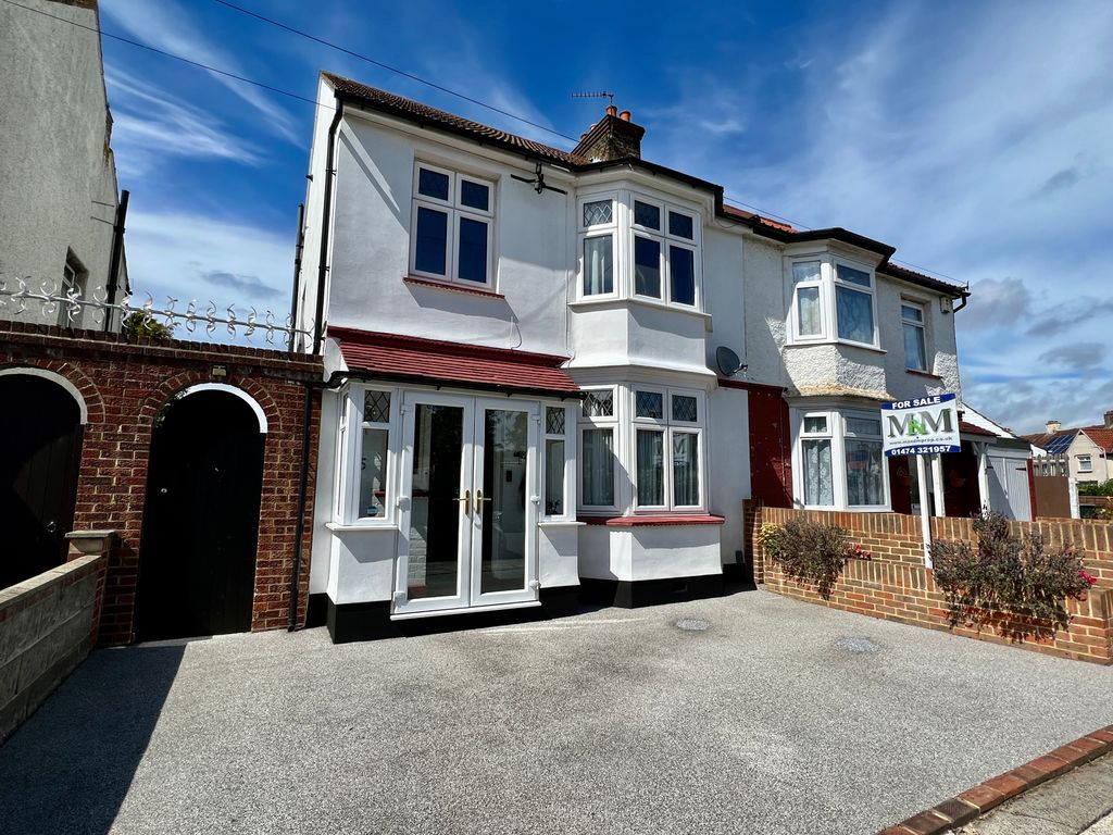 3 bed semi-detached house for sale in Kings Drive, Gravesend DA12 - Zoopla