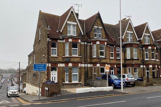 2 bed flat to rent in 15 Ramsgate Road, Margate CT9 - Zoopla