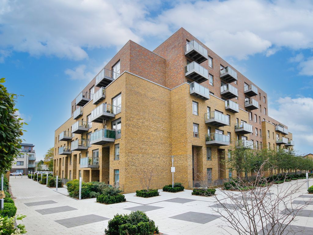 1 bed flat for sale in Candish Court, Quadrangle, London N8 - Zoopla