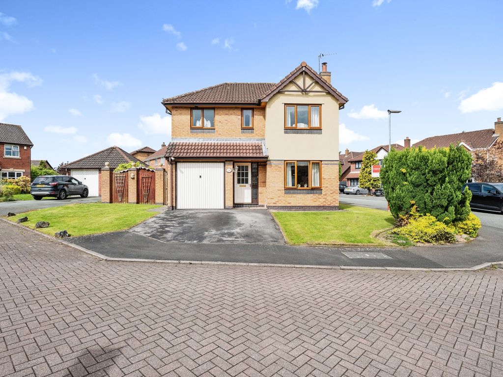 4 bed detached house for sale in Newlyn Gardens, Penketh, Warrington ...