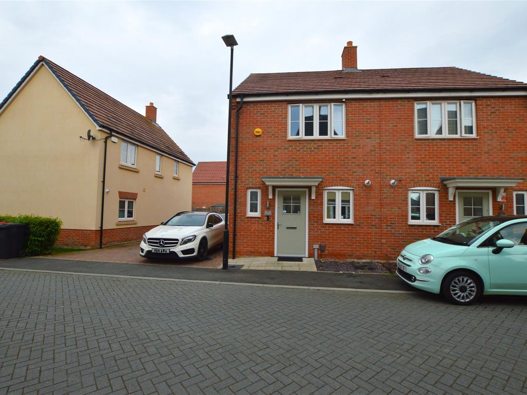 2 bed semi-detached house for sale in Boundary Drive, Wexham, Slough ...