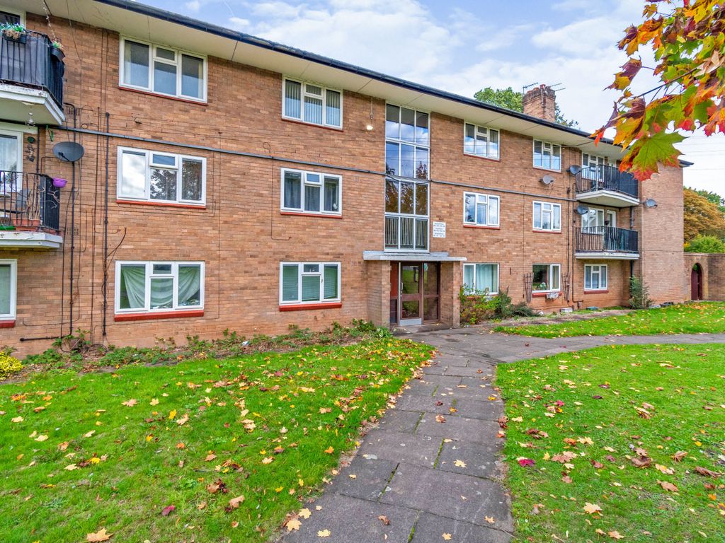 1 bed flat for sale in Woodhouse Road North, Wolverhampton WV6 - Zoopla